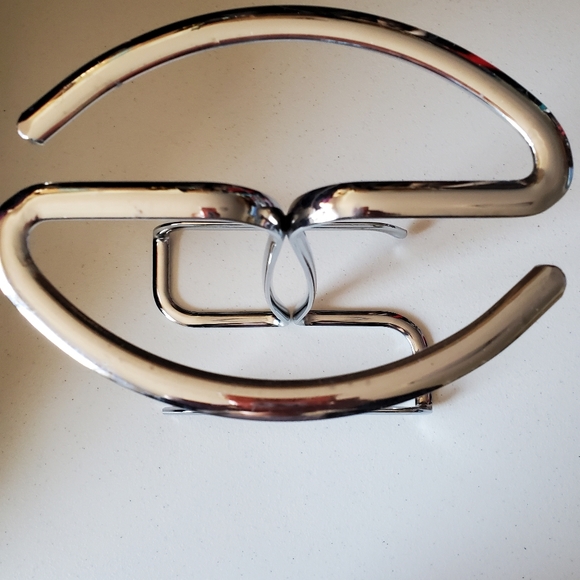 Idesign | Bath | Idesign Axis Satin Fingertip Towel Holder | Poshmark